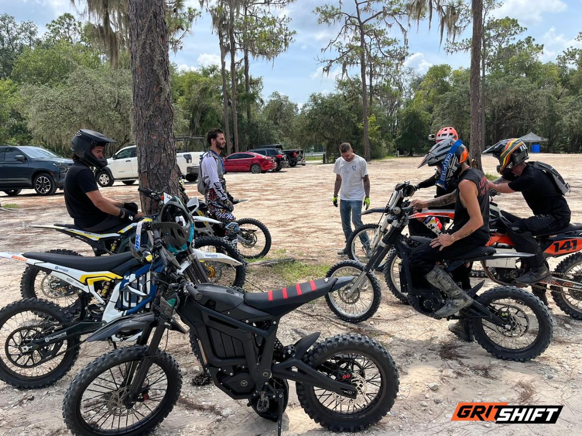 Say goodbye to sore butts… A guide to Surron seats! - GritShift